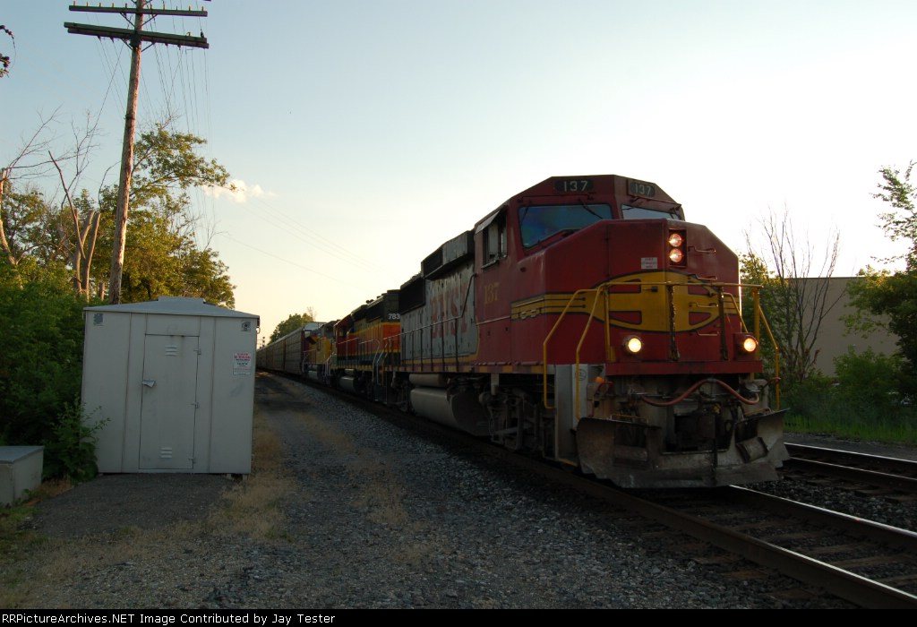 BNSF 137